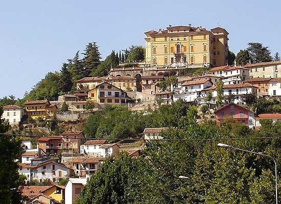 Canelli Monferrato e dintorni Piemonte - Italy traveller Guide