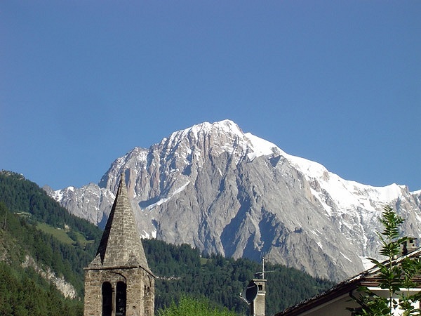 Morgex Monte Bianco - La Thuile Valle d'Aosta - Italy traveller Guide