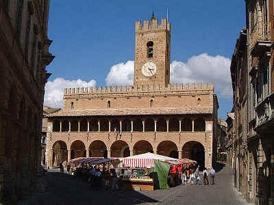 Offida Costa Marchigiana Marche - Italy traveller Guide