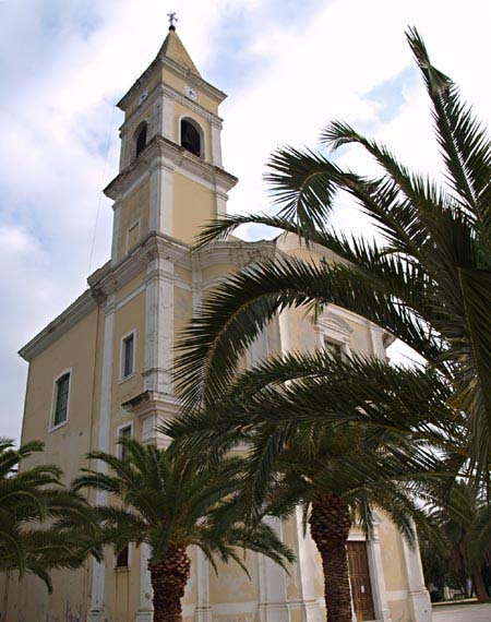 Tollo Chieti, Pescara e Teramo Abruzzo - Italy traveller Guide