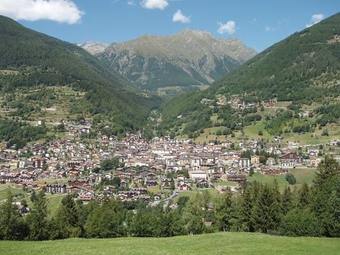 Vezza D'Oglio Adamello Lombardia - Italy traveller Guide